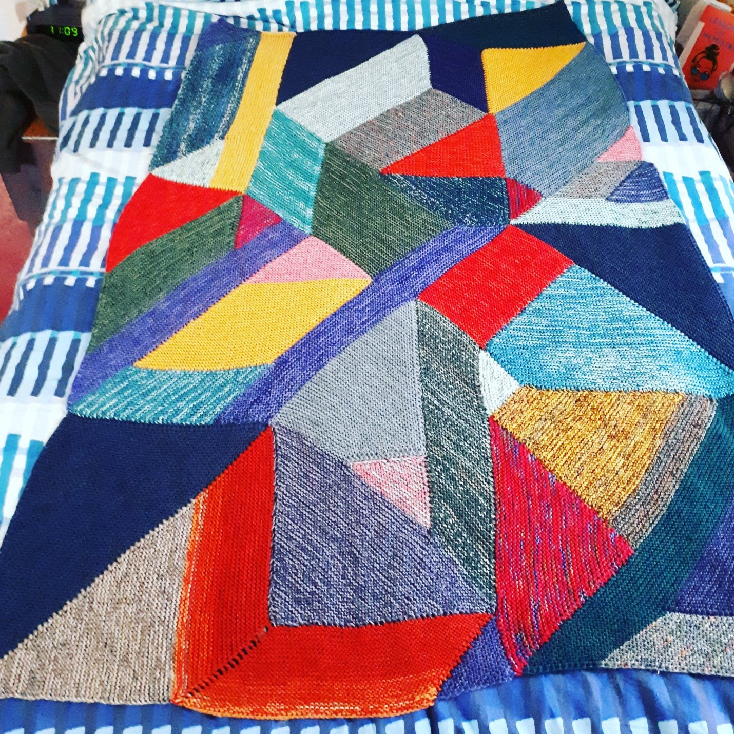 Modular knitting continues – Deb Gemmell: Top Down, Gauge Free and more